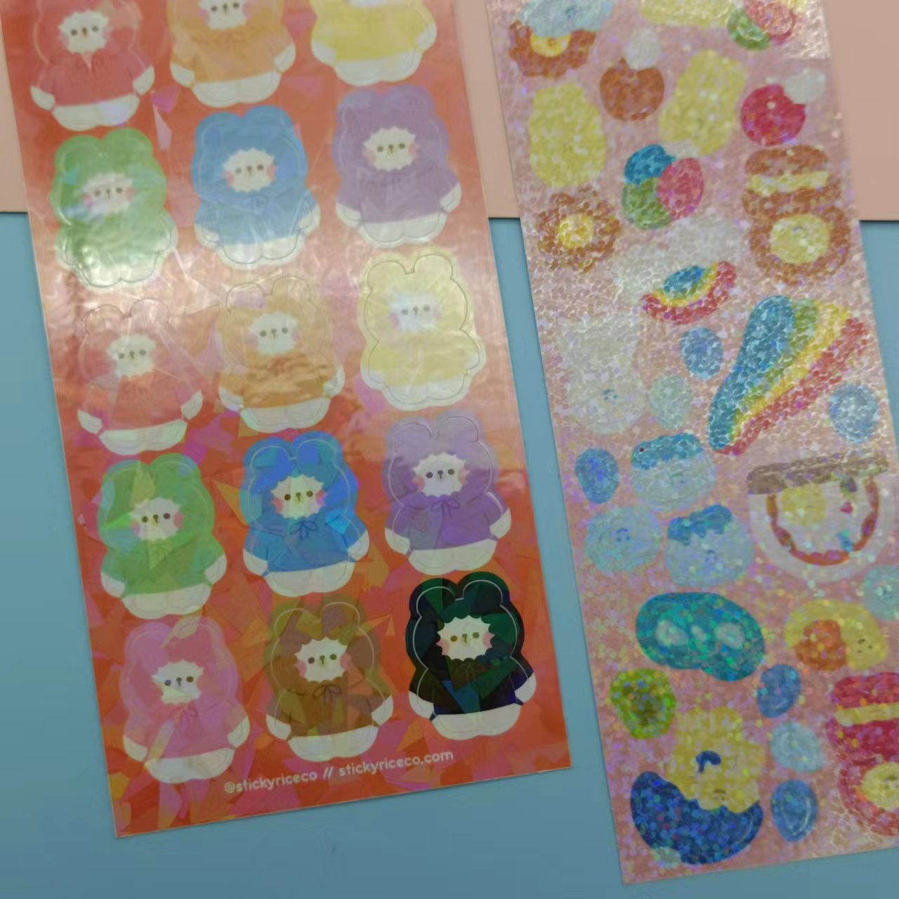 Custom holographic sticker, low MOQ, Factory price | Yyoyiart