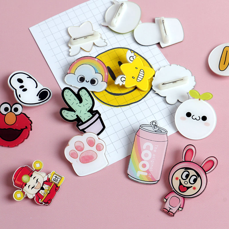 Custom Acrylic Pins Factory | LOW MOQ | Factory Price | Yyoyiart